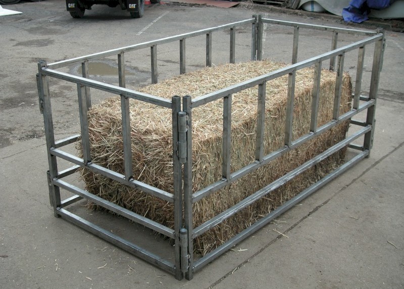 4 Piece Galvanized Steel Large Square Hay Bale Feeder 32mm 40mm