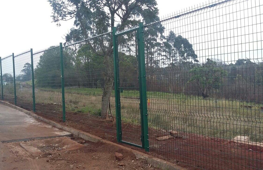 OEM Black 10ft High Welded Wire Mesh Fencing Clear View