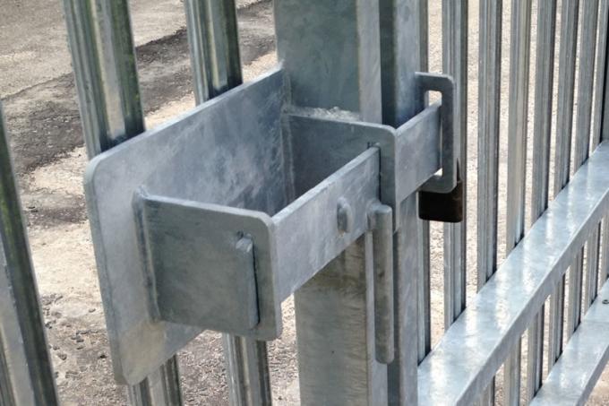 3m Steel Palisade Fencing , 12m Length Palisade Sliding Gate
